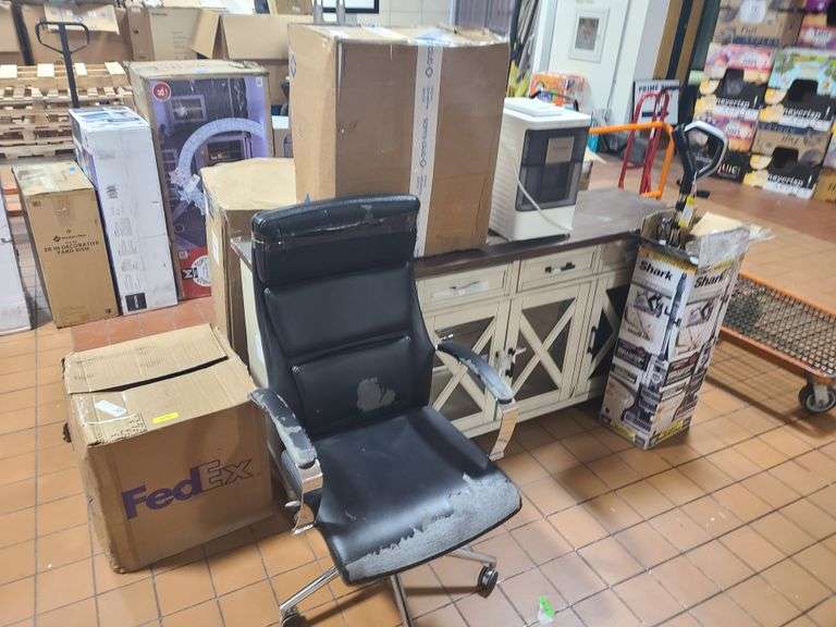 **Misc. Lot: Rolling Chair, Shark Vacuum, Livingroom Console, LG Ice ...