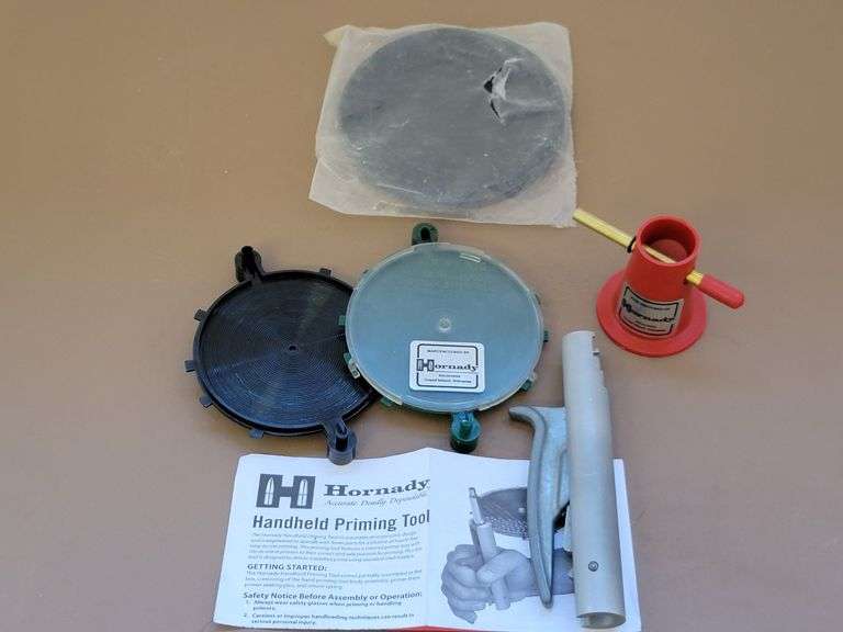 Hornady Reloaders, Handheld Priming Tool, Primer Flip Tray - Prime Time ...
