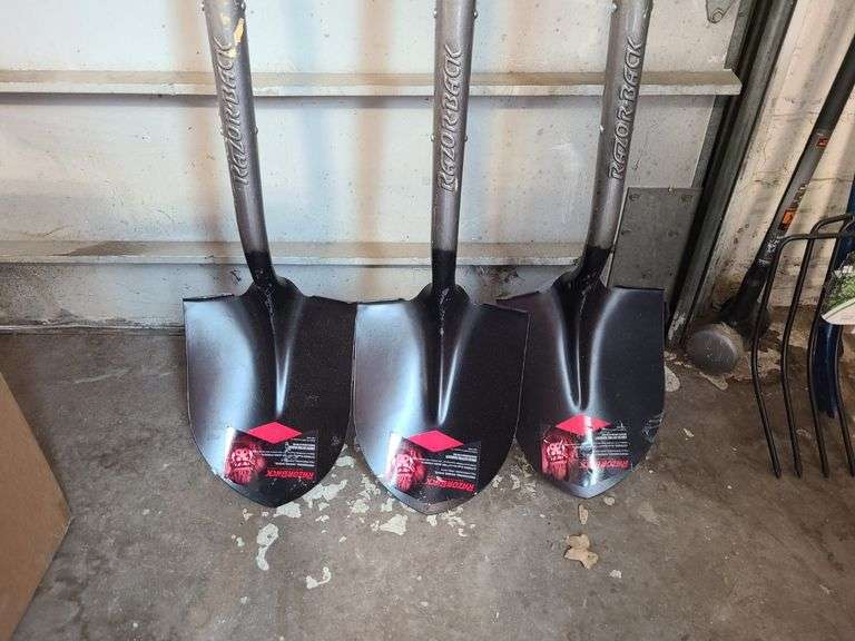 3) Razorback Spade Shovels - Prime Time Auctions, Inc.