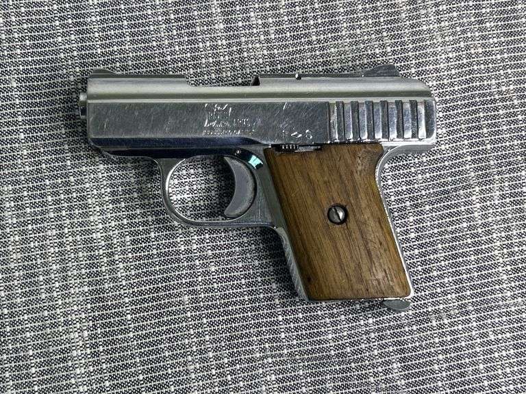 Raven Arms Model P-25 25 Auto - Prime Time Auctions, Inc.