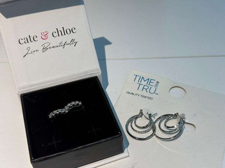 Cate and Chloe Earring, Time and True Earrings - Prime Time Auctions, Inc.