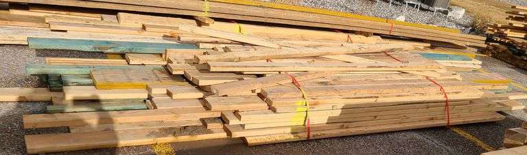 Bundle of Lumber - Prime Time Auctions, Inc.