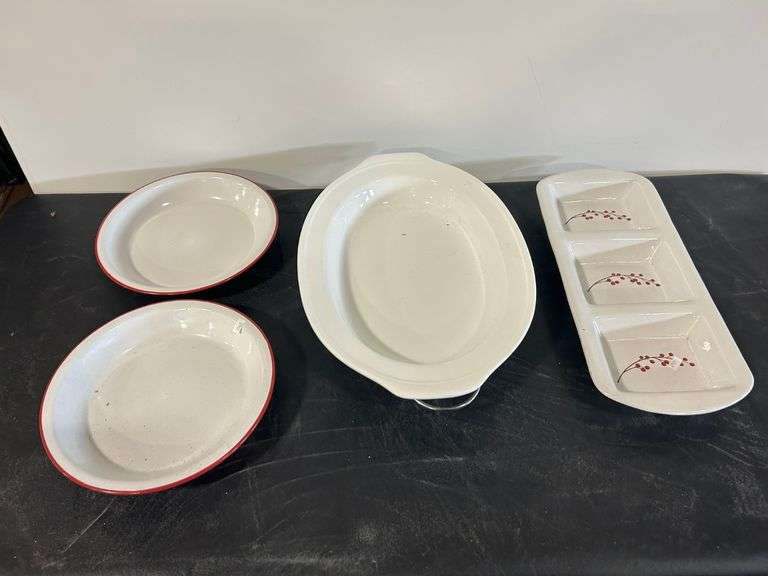 2) Plates, 2) Serving Trays - Prime Time Auctions, Inc.