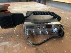 Cobra 25 LTD Classic CB Radio - Prime Time Auctions, Inc.