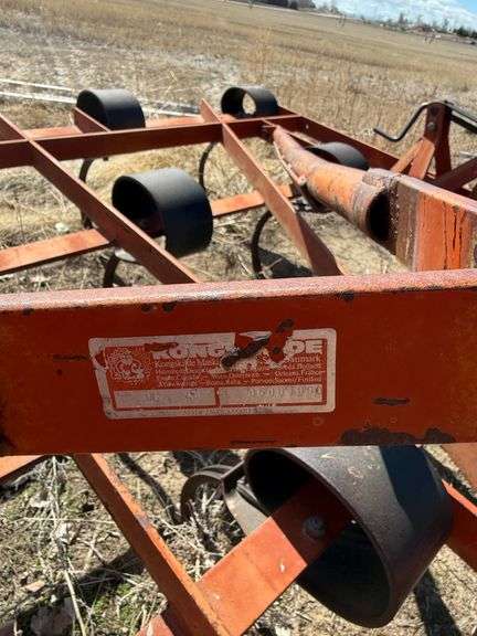 Chisel Plow - Prime Time Auctions, Inc.
