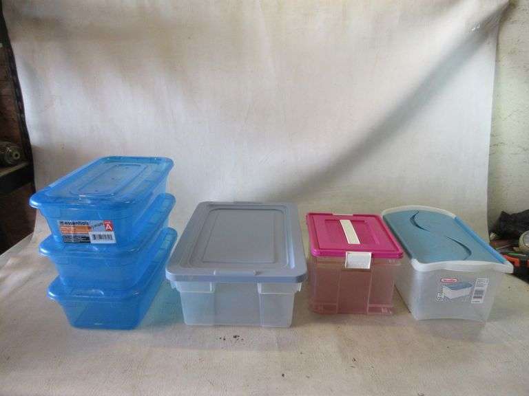 Small Plastic Storage Totes - Prime Time Auctions, Inc.