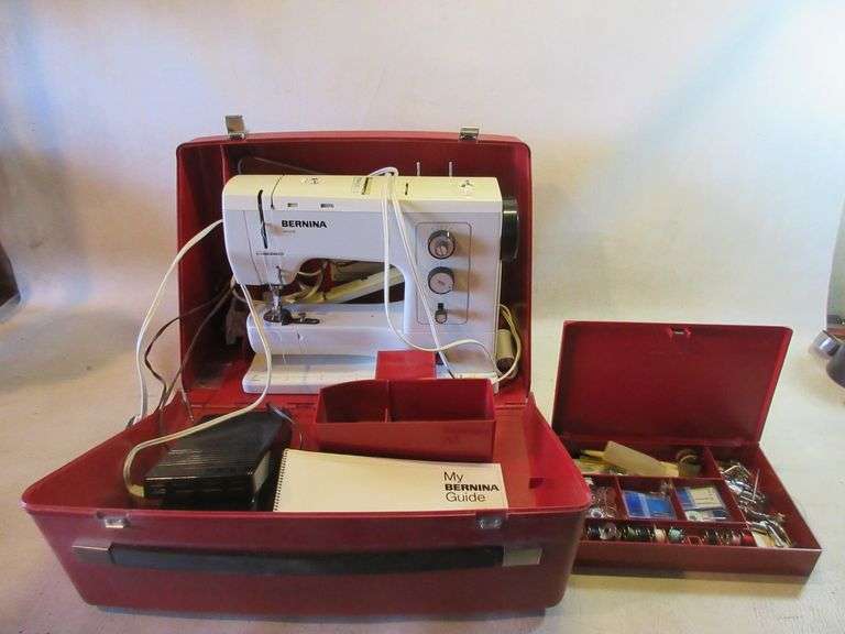 Bernina Sewing Machine with Carry Case and Accessories - Prime Time ...