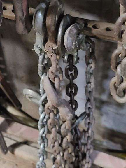 4) Tow Chains - Prime Time Auctions, Inc.