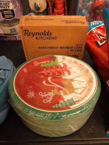 Paper Plates, Reynolds Parchment Medium Loaf with Lids - Prime Time ...