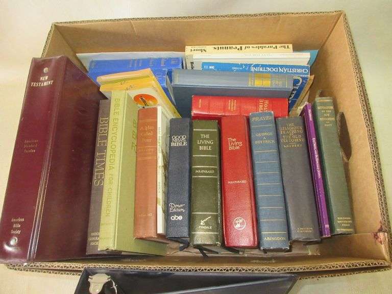 Bibles, Christian Books, Binder - Prime Time Auctions, Inc.