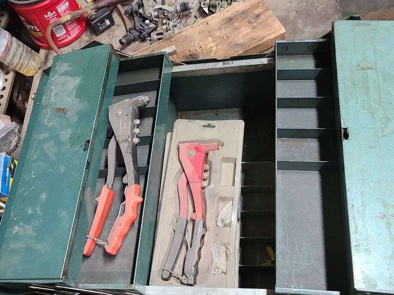 Waterloo Toolbox, Riveting Tools, Pop Rivets - Prime Time Auctions, Inc.