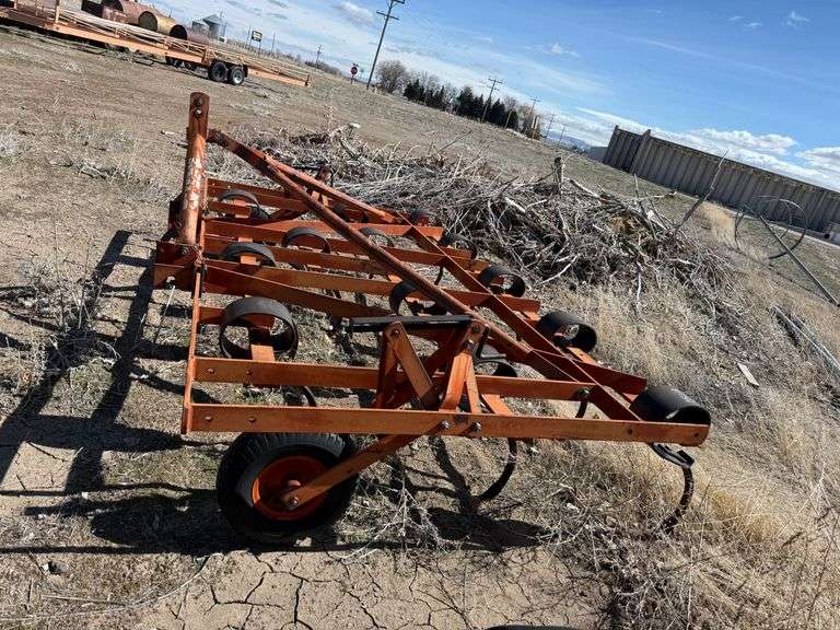 Chisel Plow - Prime Time Auctions, Inc.