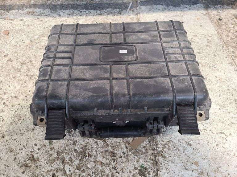 Apache 3800 Weatherproof Protective Case - Prime Time Auctions, Inc.