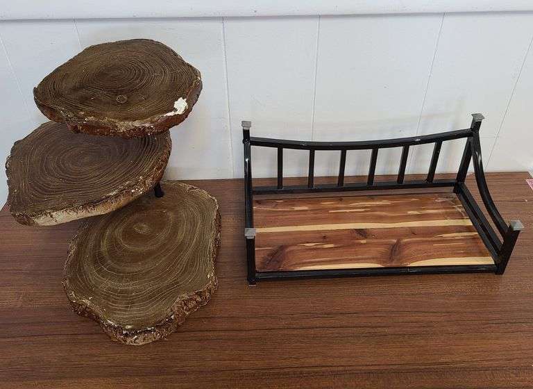 Plaster Display Shelf, Small Wood / Metal Shelf - Prime Time Auctions, Inc.