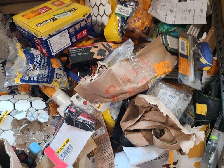 Contents of Box - Prime Time Auctions, Inc.