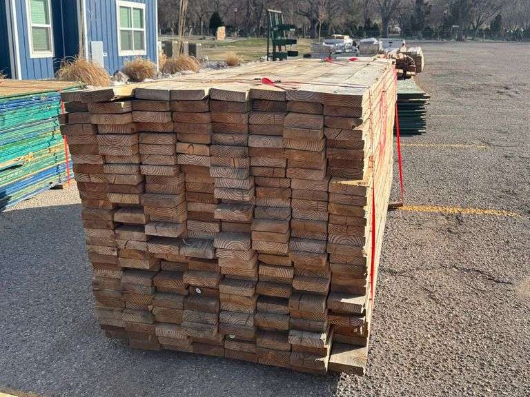 Bundle of Lumber - Prime Time Auctions, Inc.
