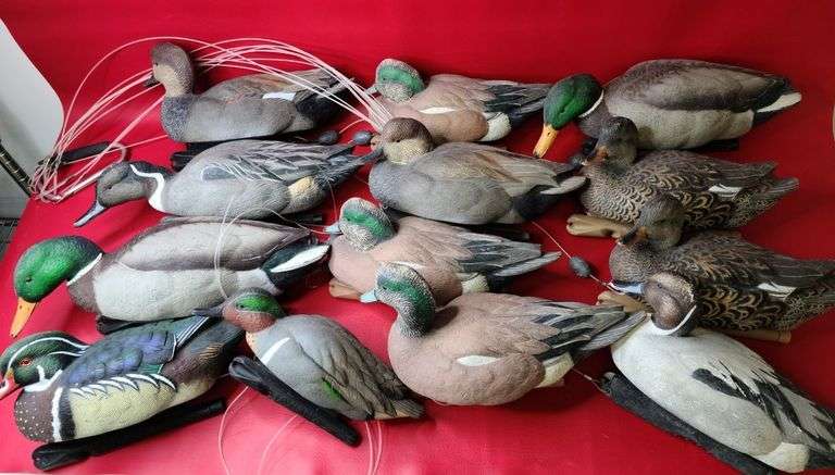 13) Duck Decoys - Prime Time Auctions, Inc.