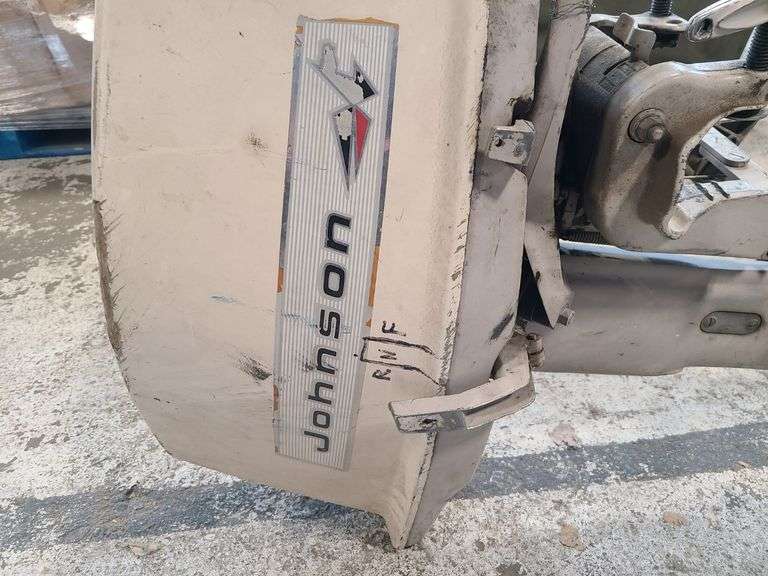Johnson Boat Motor - Prime Time Auctions, Inc.