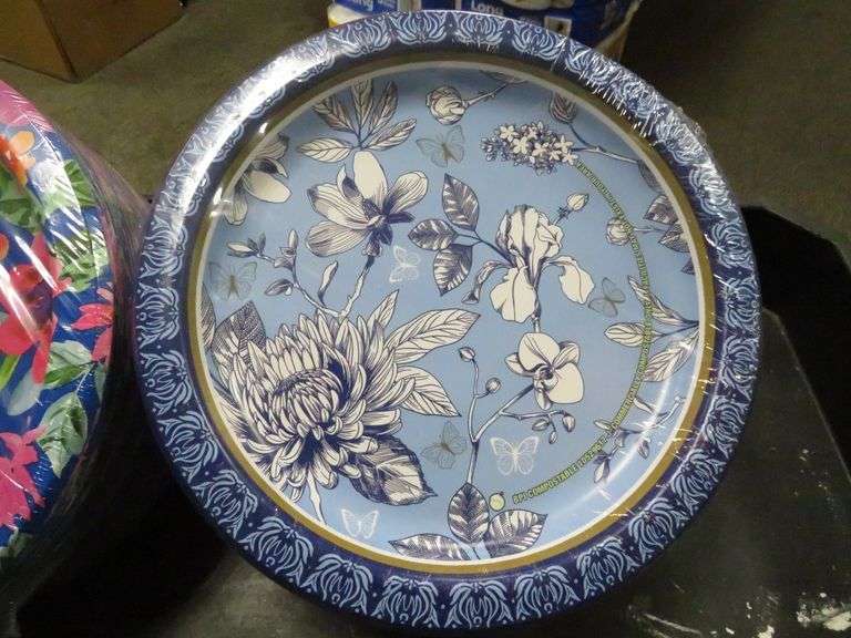 2) Paper Plates - Prime Time Auctions, Inc.