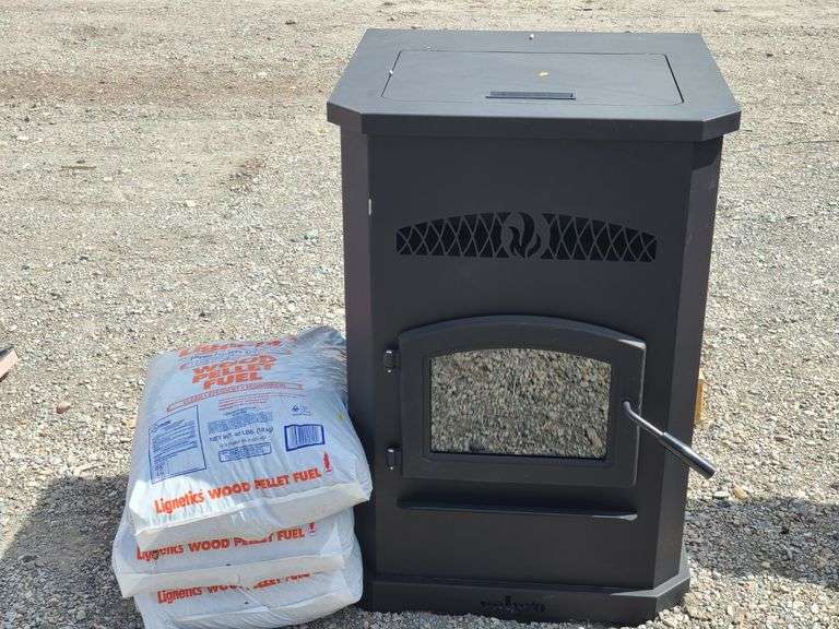 Pelpro Pellet Stove, 3) 40lbs Bags of Wood Pellet Fuel - Prime Time ...
