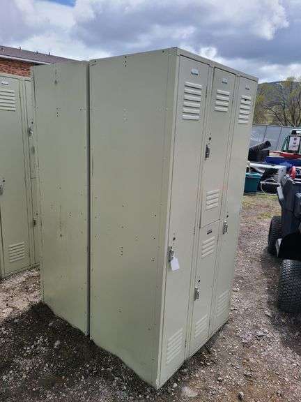 2) Sets of Lockers - Prime Time Auctions, Inc.
