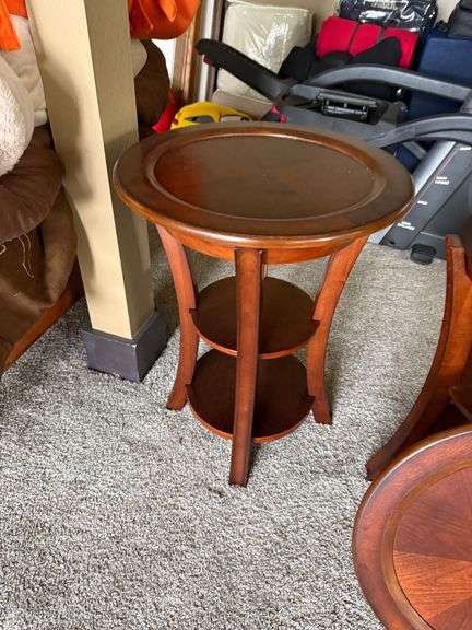 2) Side Tables - Prime Time Auctions, Inc.