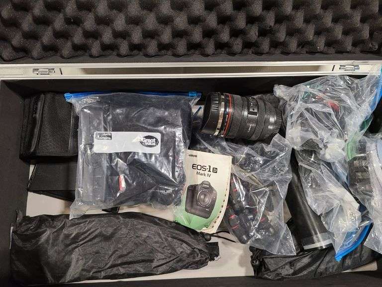 Large Rolling Camera Case with Contents (No Camera) - Prime Time ...