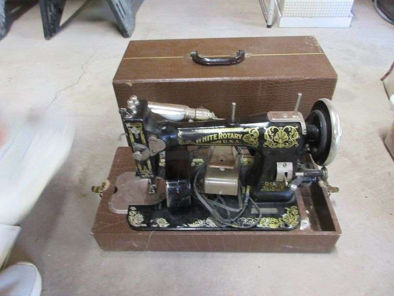 White Rotary Sewing Machine - Prime Time Auctions, Inc.