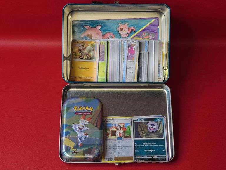*Pokémon Lunch Box with Various Pokémon Cards - Prime Time Auctions, Inc.