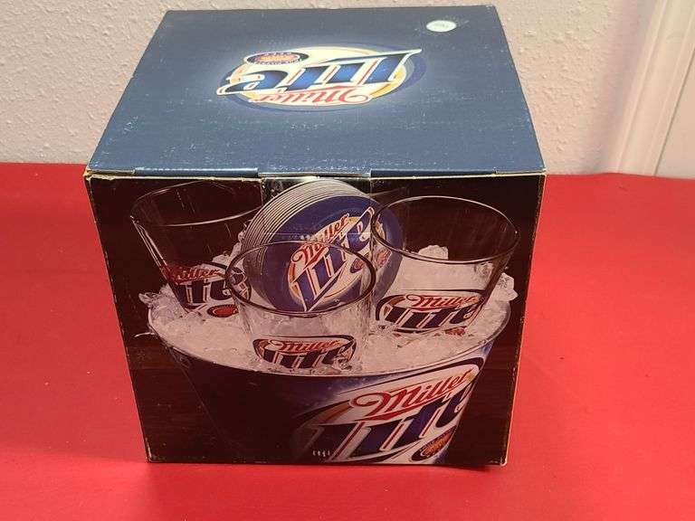 Miller Lite Party Pack - Prime Time Auctions, Inc.