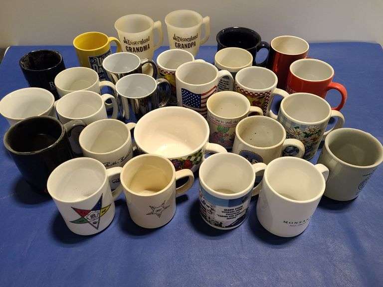 Assorted Mugs - Prime Time Auctions, Inc.