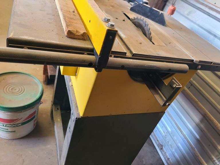 Rockwell Table Saw - Prime Time Auctions, Inc.