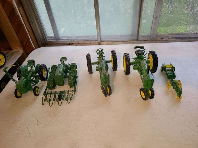 4) John Deere Tractor Models, John Deere Crawler Tractor - Prime Time ...