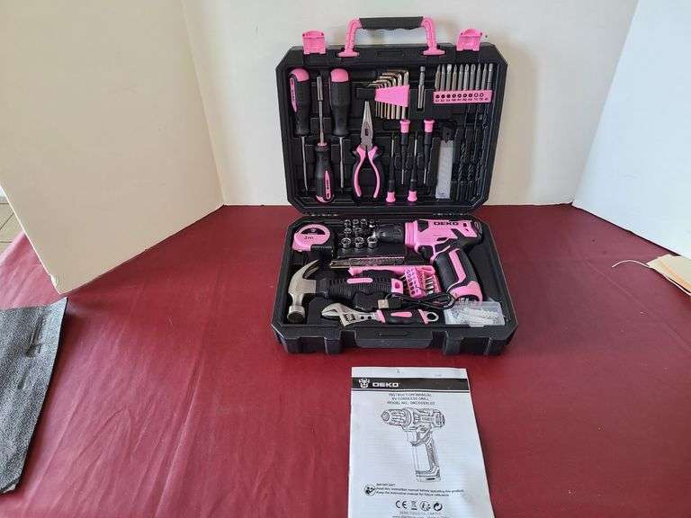 Deko Pink Tool Set - Prime Time Auctions, Inc.