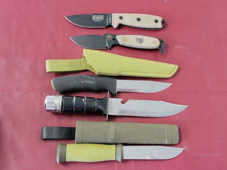 5) Hunting Knives - Prime Time Auctions, Inc.