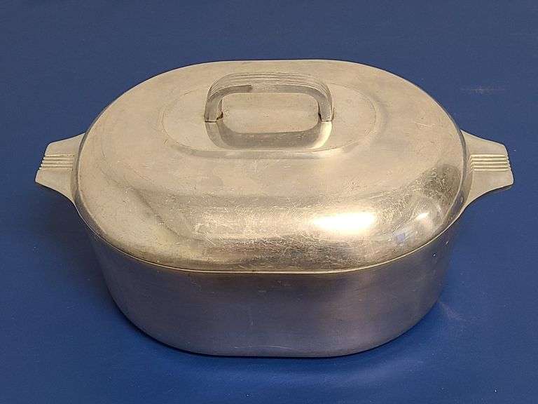 Wagner Ware Magna Lite Roaster - Prime Time Auctions, Inc.