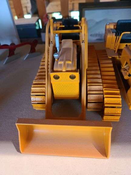 John Deere Bulldozer Model, 3) MM Bulldozer Models - Prime Time ...