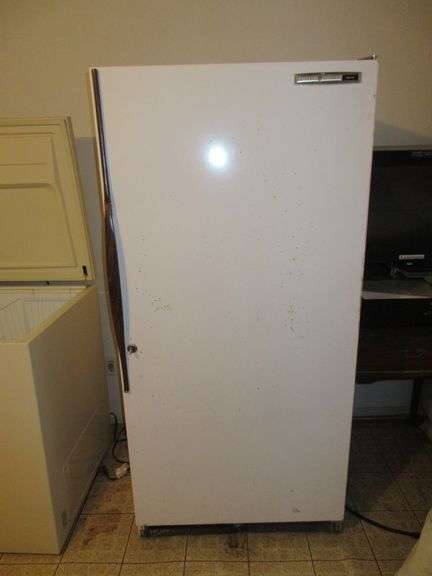 General Electric Upright Freezer - Prime Time Auctions, Inc.