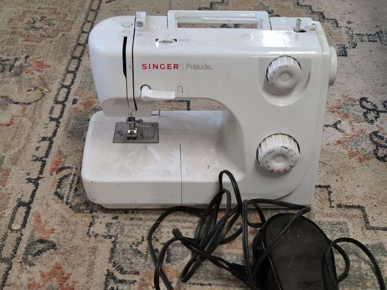 Singer Prelude Sewing Machine - Prime Time Auctions, Inc.