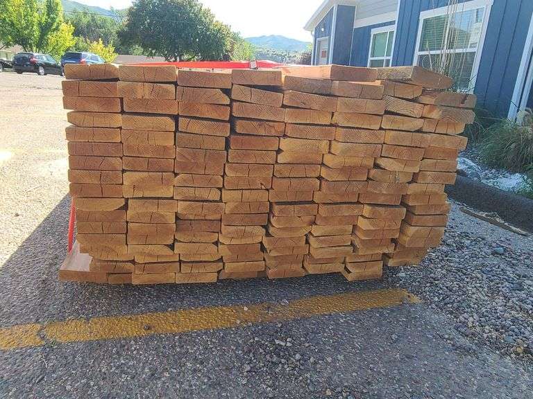 Bundle of Lumber - Prime Time Auctions, Inc.