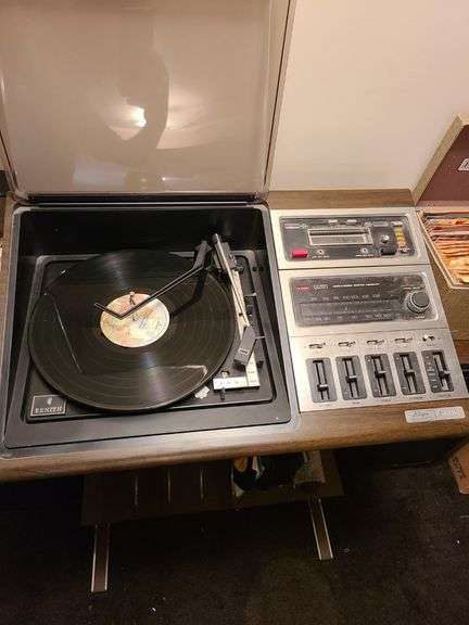 Zenith Allegro "The Wedge" Stereo System - Prime Time Auctions, Inc.