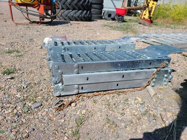 Tri-Fold ATV Ramps - Prime Time Auctions, Inc.