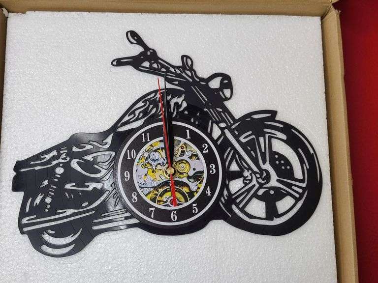 Vinyl Motorcycle Clock - Prime Time Auctions, Inc.