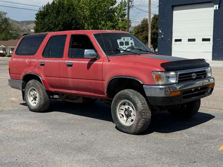 1992 Toyota 4Runner SR5 V6* - Prime Time Auctions, Inc.