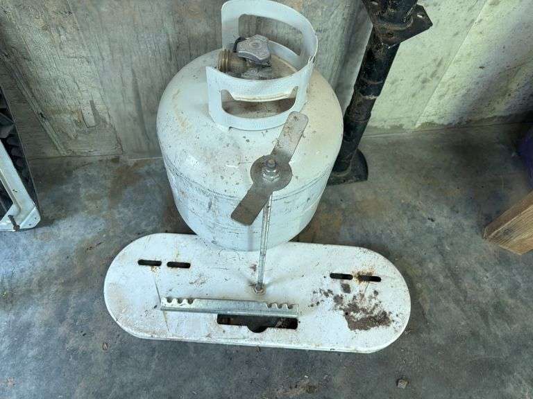Propane Tank, Trailer Jack, Acrylic Sheet 28"x30", Propane Tank Rack ...