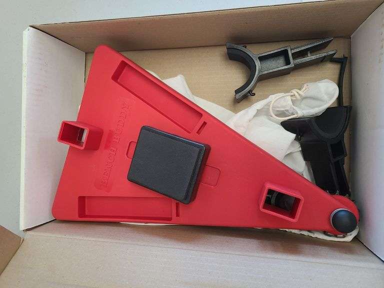 Hughes Bench Buddy Gun Rest and Vise - Prime Time Auctions, Inc.