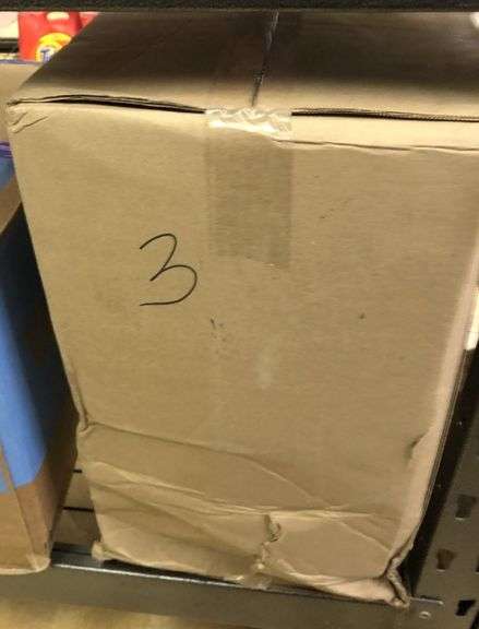 13-Quart Clear Plastic Storage Boxes - Prime Time Auctions, Inc.