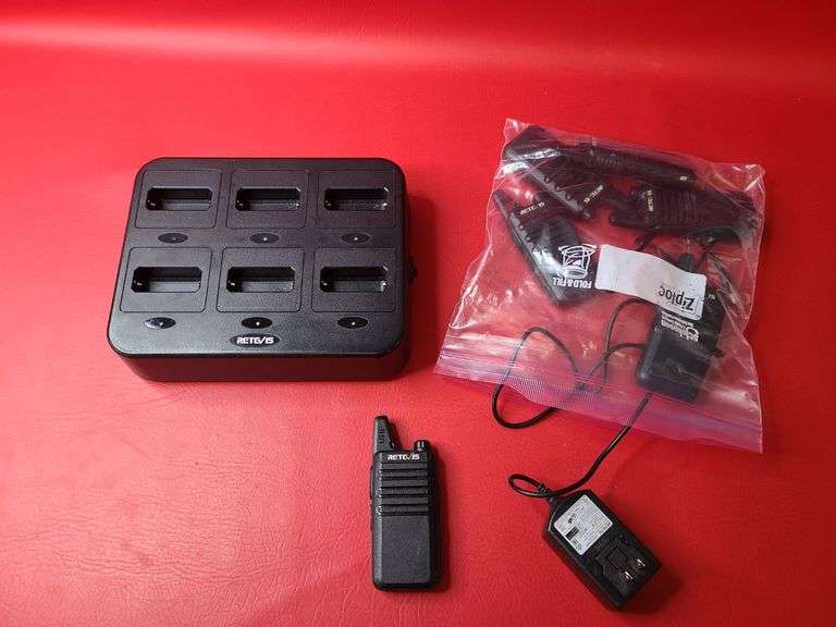 4) RETC 15 UHF Radios with Charger - Prime Time Auctions, Inc.