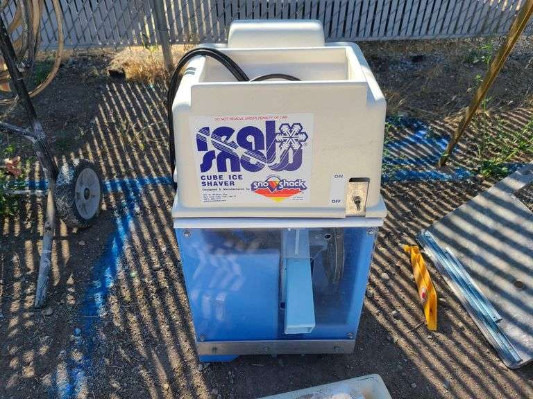 Sno Shack Real Snow Cube Ice Shaver - Prime Time Auctions, Inc.