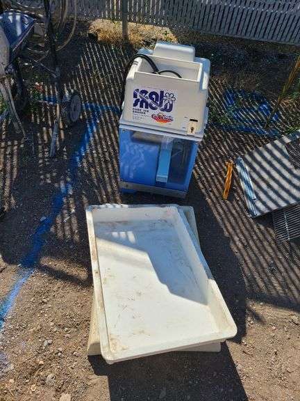Sno Shack Real Snow Cube Ice Shaver - Prime Time Auctions, Inc.